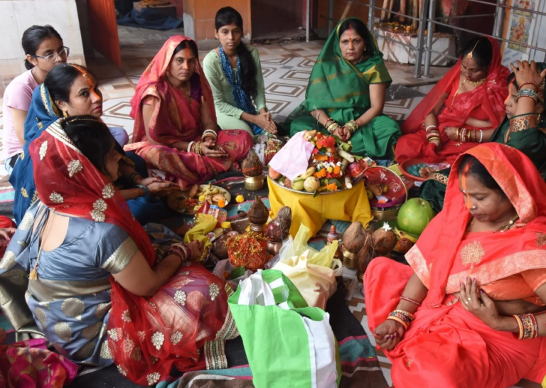 5 Exciting Ways to Celebrate Haryali Teej with Family and Friends